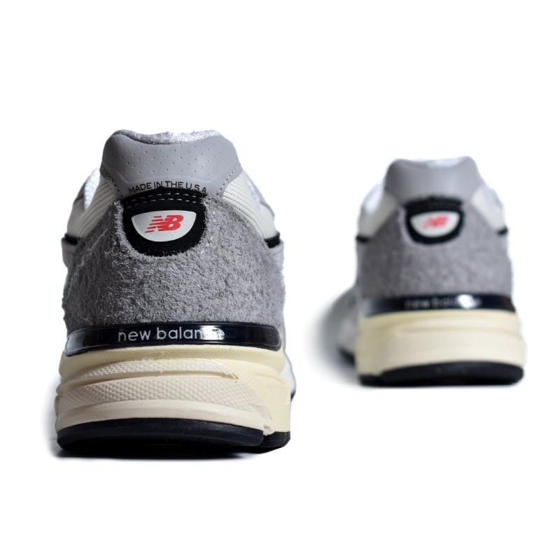 NEW BALANCE NEW BALANCE